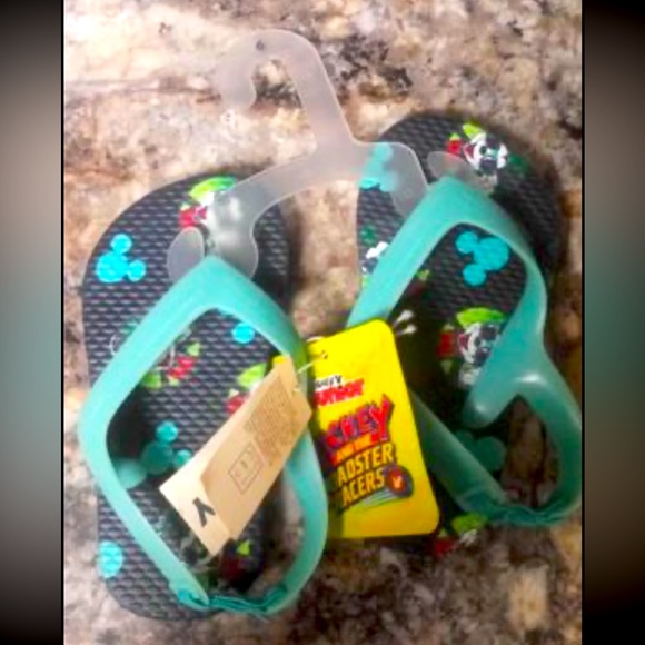 Old Navy | Shoes | Toddler Boys Mickey Mouse Flip Flop Sandals | Poshmark